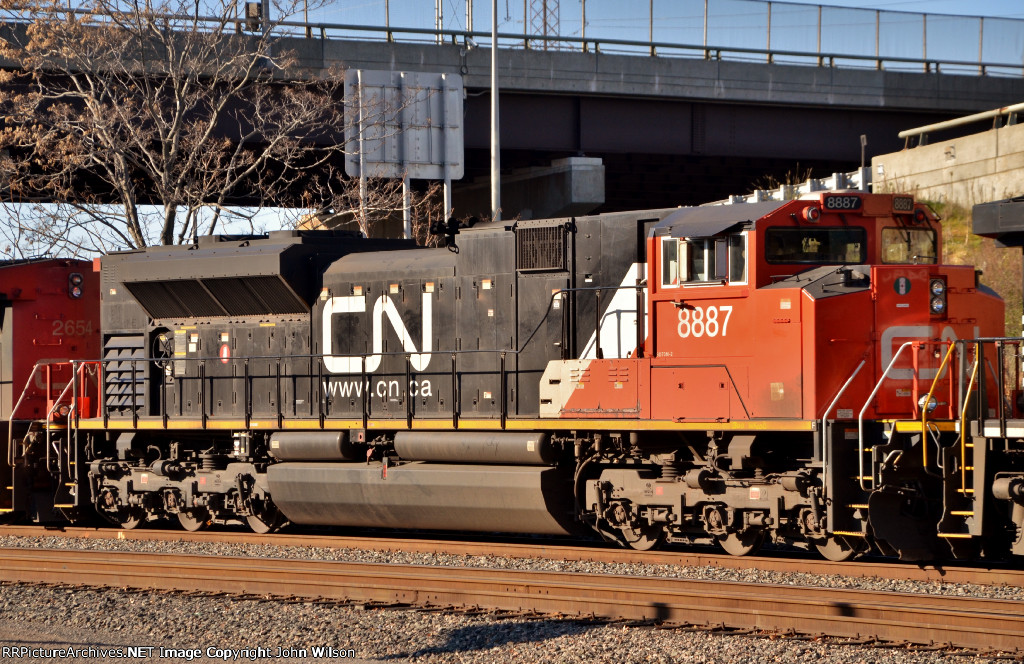 CN 8887